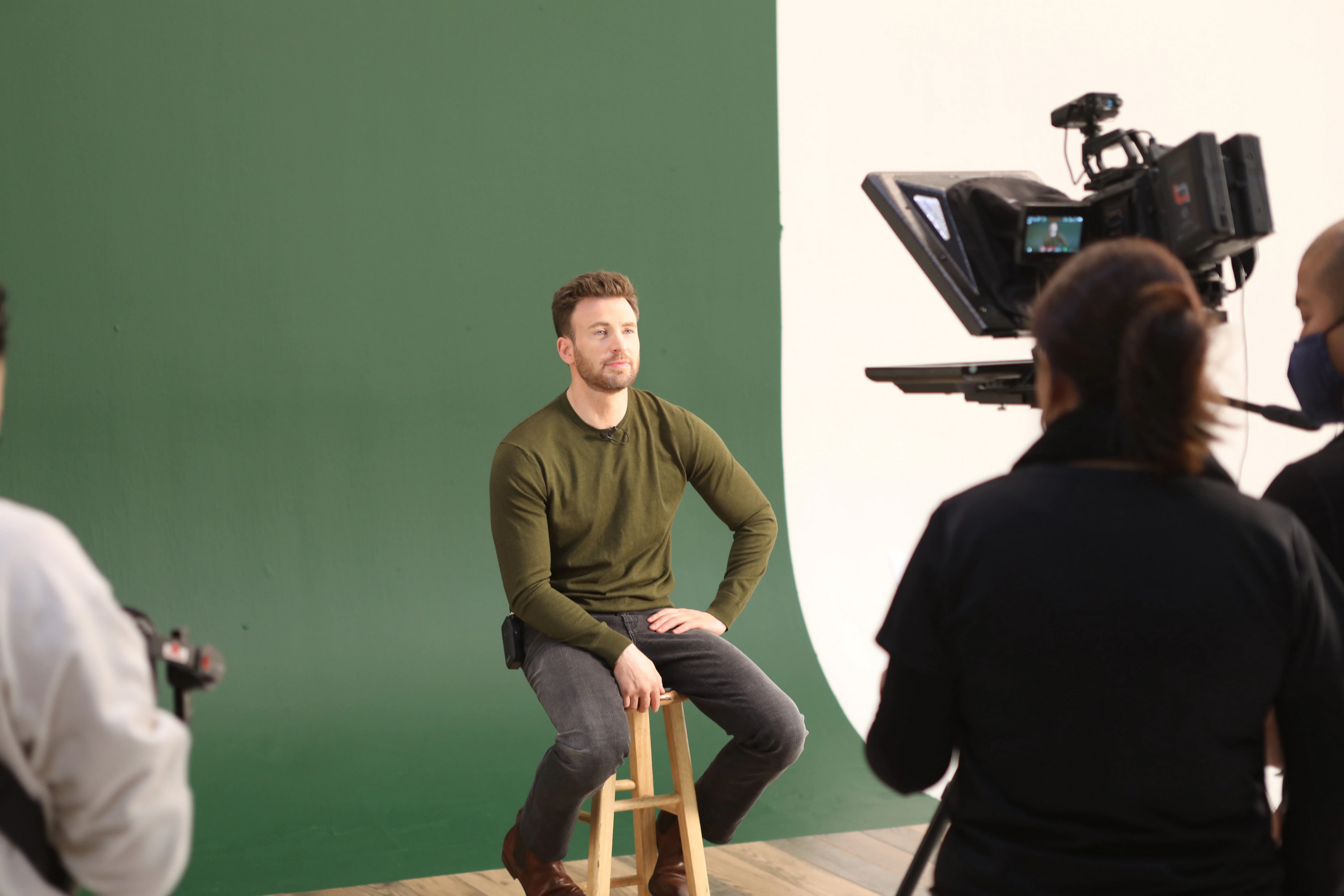 Chris Evans photo #980980 | Celebs-Place.com