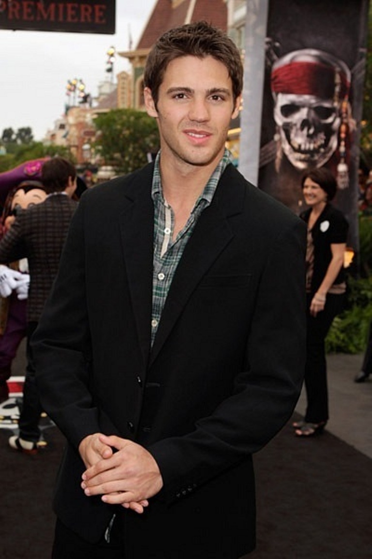 Steven R. McQueen photo gallery - 180 best Steven R. McQueen pics ...